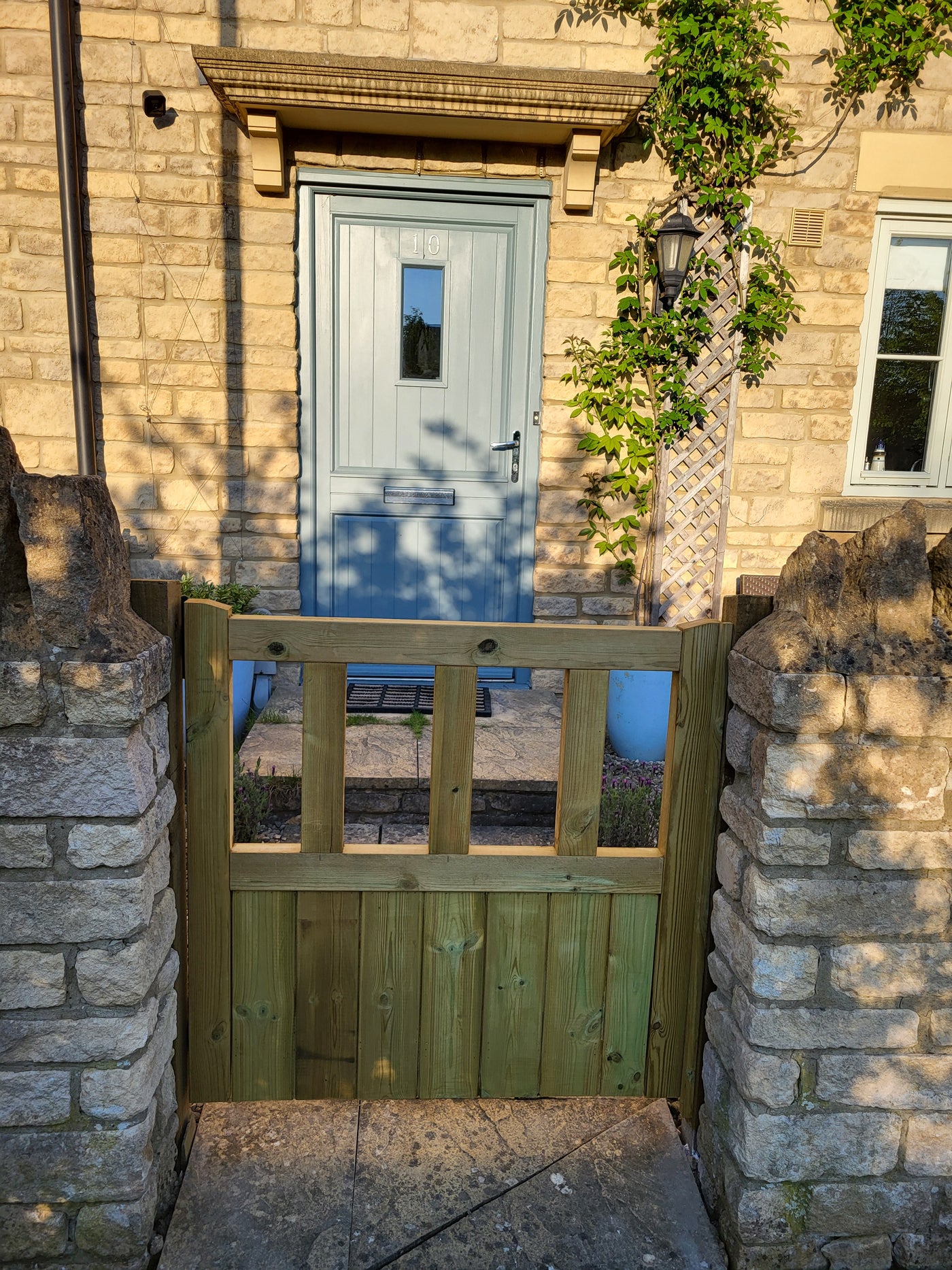 4 Foot Wooden Gates | MD Carpentry Workshop